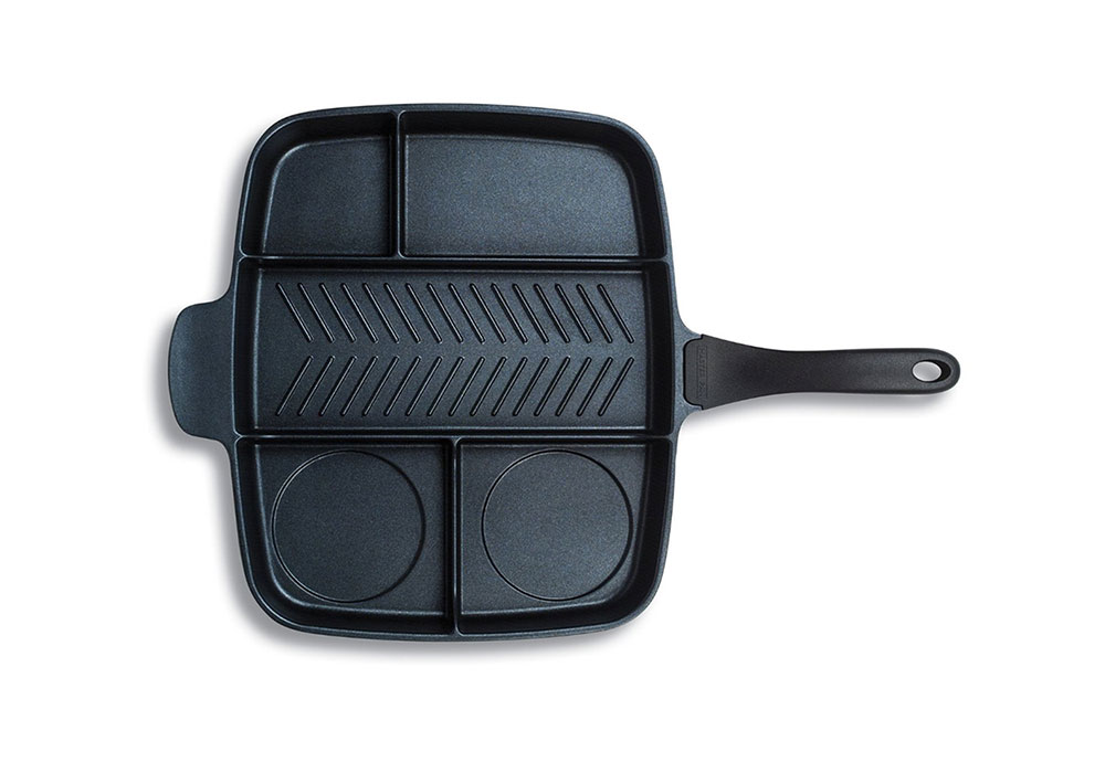 Create An Entire Meal With The Master Pan Divided Skillet