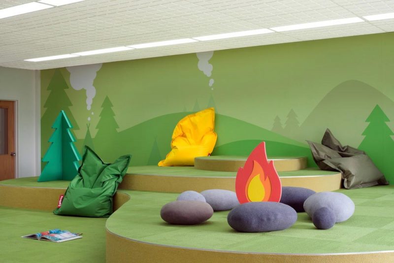 Inspiring & Colorful Interior Design of a Kids School in Quebec