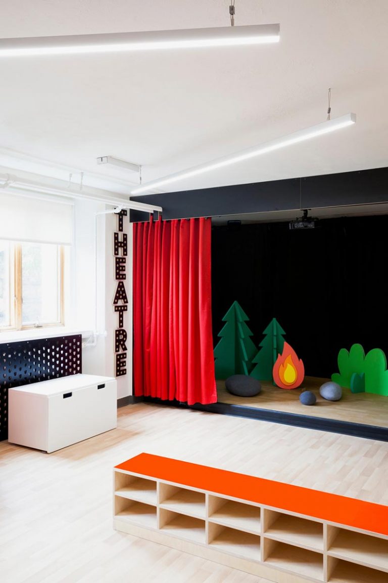 Inspiring & Colorful Interior Design of a Kids School in Quebec