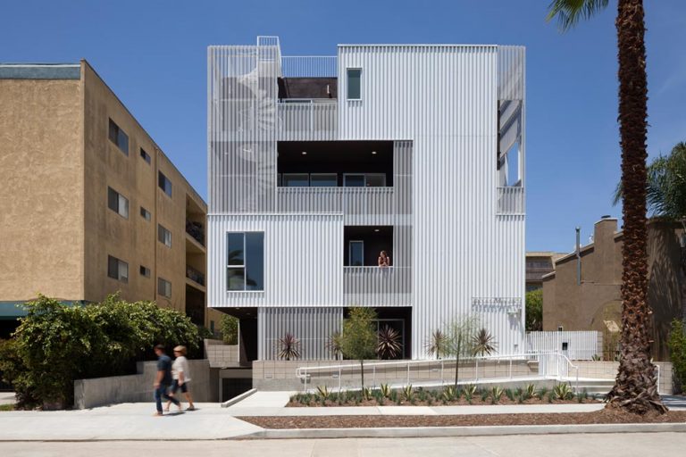 Unique Facade Modern Apartment Building Design In LA