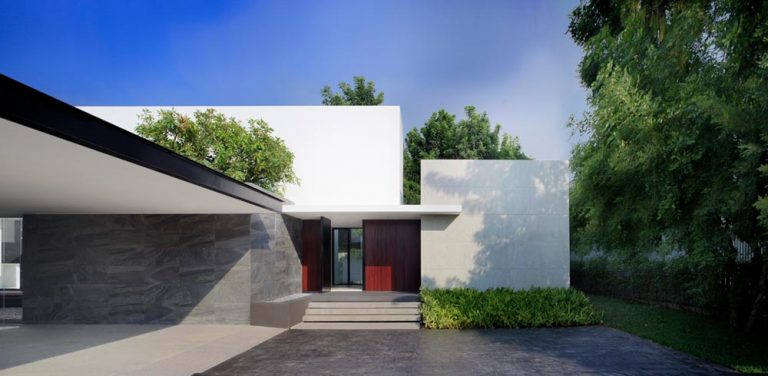 Stunning Modern House Architecture Design Meets Bangkok, Thailand