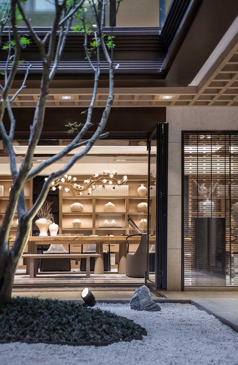 Exquisite Home full of Traditional Chinese Elements and Modern Charm