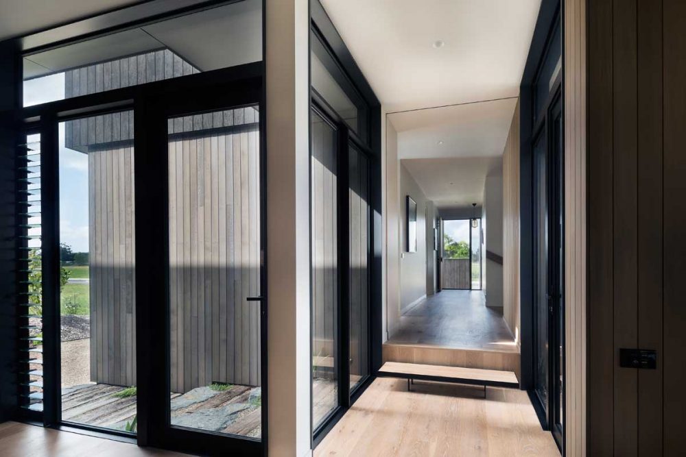 Modern Split Level Home In New Zealand With A Fresh Flowing Layout