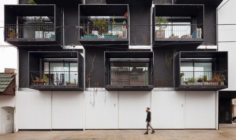 Small Modular Apartment With A Lofty Bedroom In Argentina