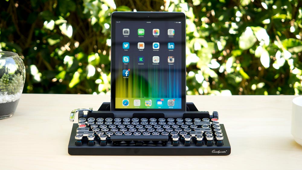 Qwerkywriter - Typewriter-Inspired Wireless Mechanical Keyboard